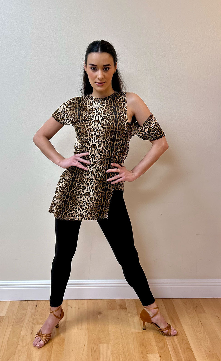 Maria Shirt Leopard – Esther Dancewear